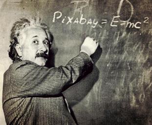 Was Albert Einstein Good At Chess? - Boardgameintellect
